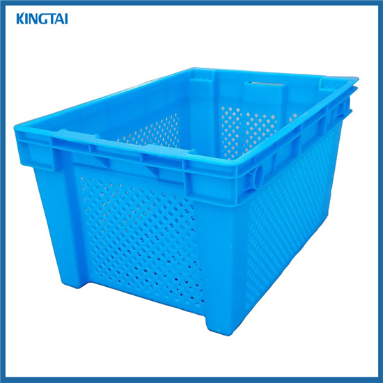 Stackable and nestable plastic crate