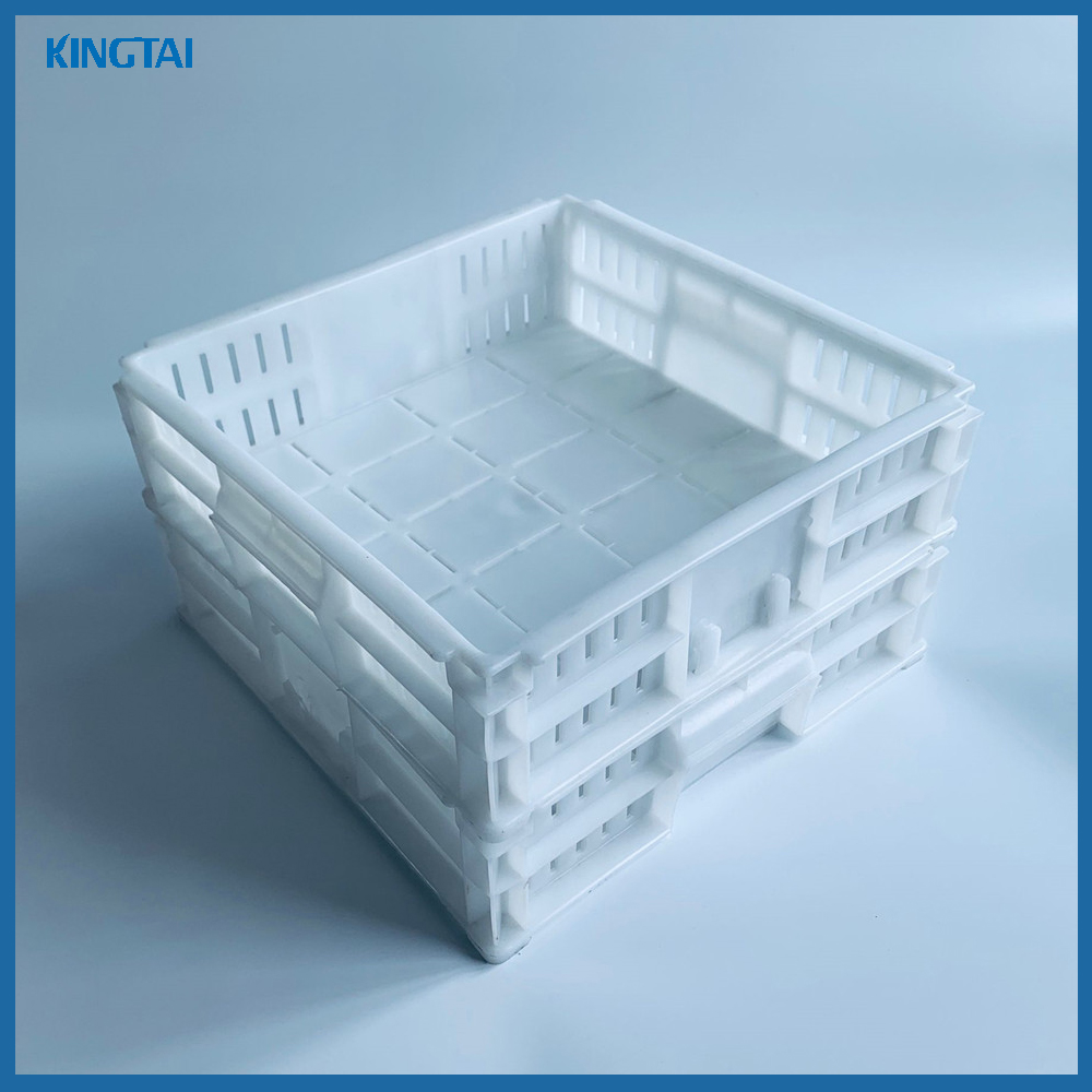 Plastic boxes for vinyl discs